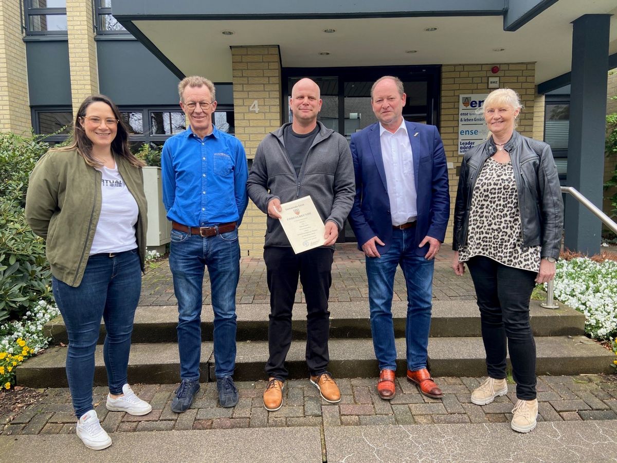 25jähriges Dienstjubiläum von Herrn Steven Grow: Gemeinde Ense